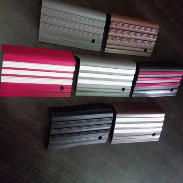 Jual Step nosing karet antu slip tangga panjang 4 meter | Shopee Indonesia