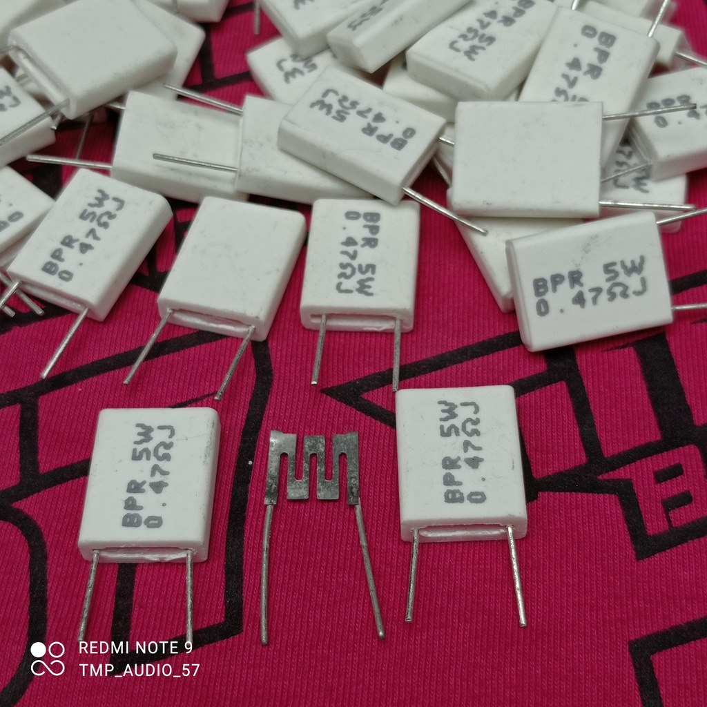 Jual Resistor Noble 5 Watt 0,47 Ohm Original / Resistor Kapur 5 Watt Original | Shopee Indonesia