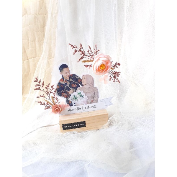 Jual Standing Akrilik (LED) Kado ultah, kado wedding, kado wisuda ...