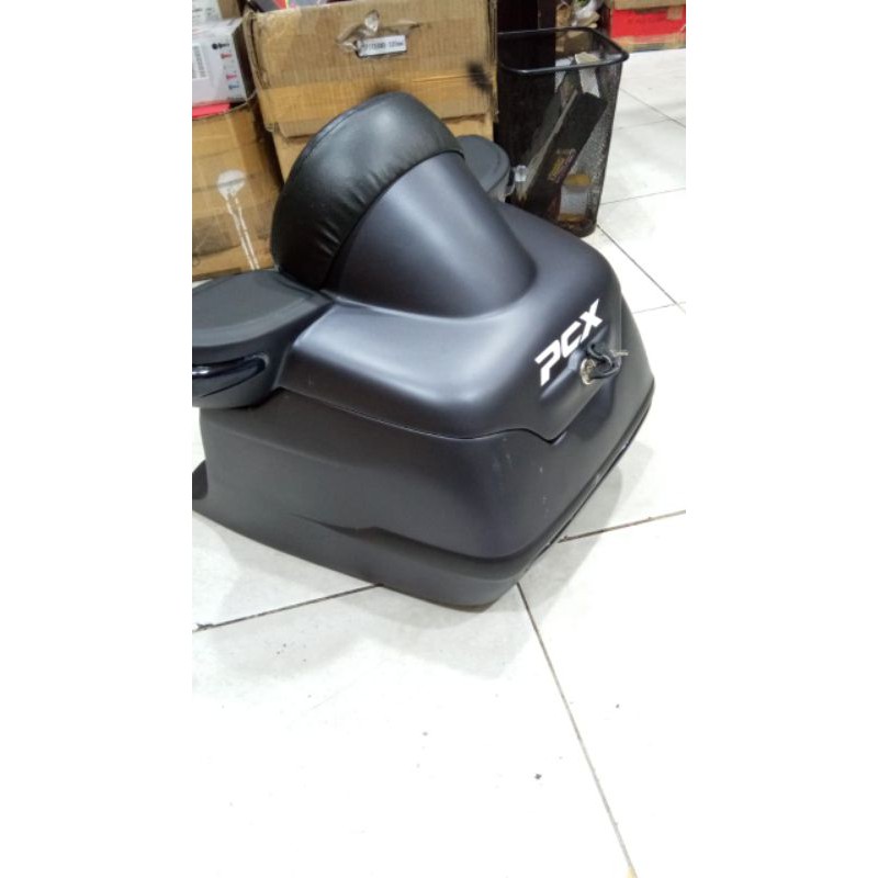Jual Box Belakang Top box PCX 150 lokal - Topbox pcx 160 PNP | Shopee ...
