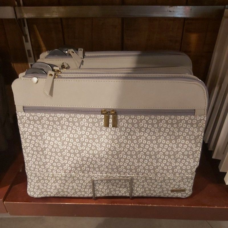 Jual CASE LAPTOP TYPO DIAGONAL ZIPPER 13 inch | Shopee Indonesia