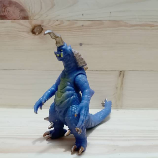 Jual figure kw ultra monster cherubim kelbeam kelbim seri ultraman orb ...