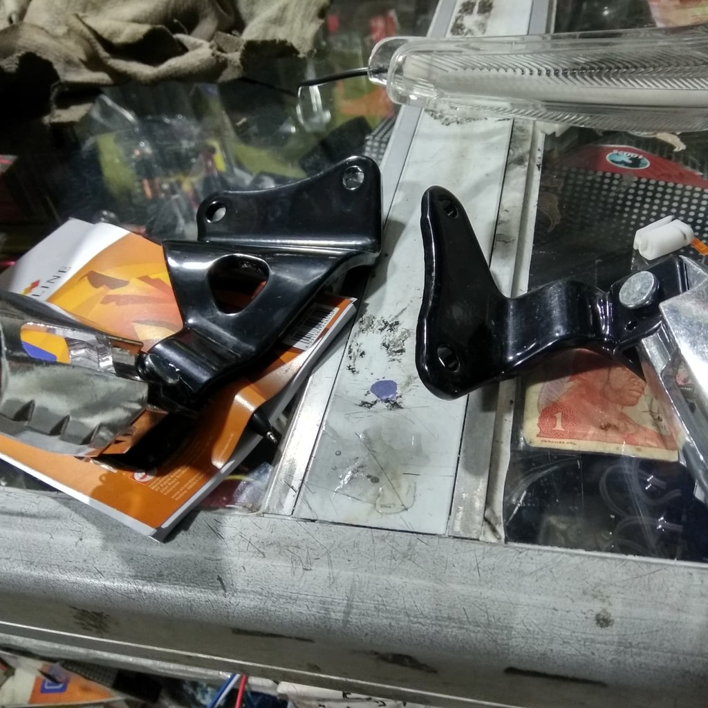 Jual SEGITIGA FOOTSTEP MIO SPORTY BESI | Shopee Indonesia