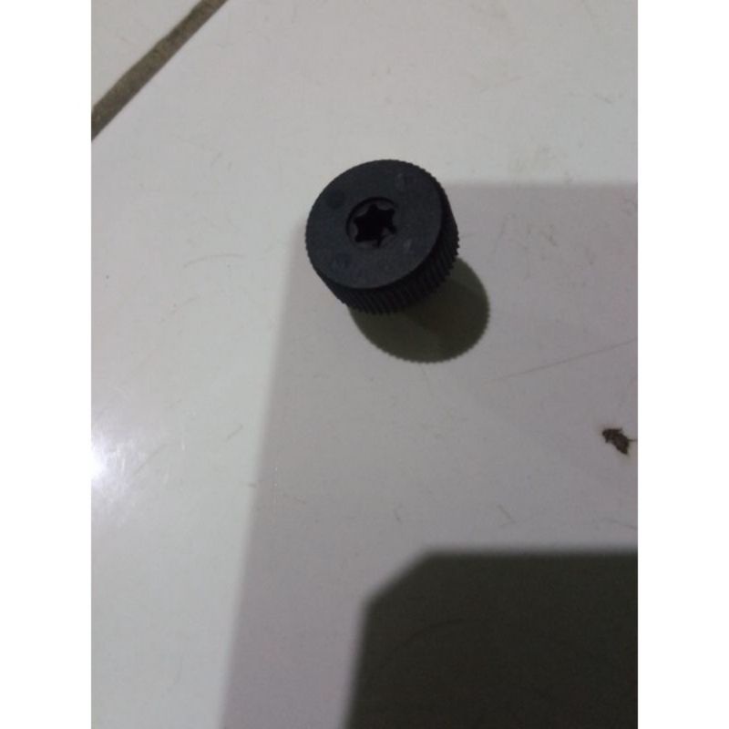 Jual baut tutup pembuangan air radiator honda vario 110, 125, 150 FI ...