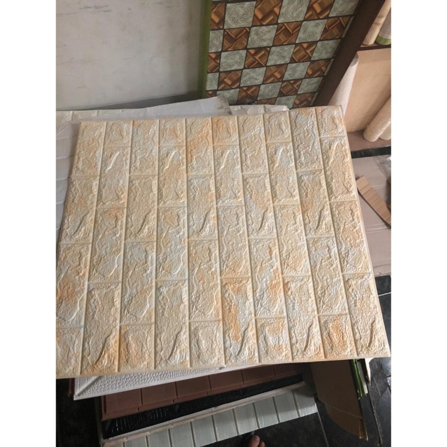 Jual WALLPAPER 3D BRICK FOAM CREAM CORAK WALLPAPER DINDING BATU BATA ...
