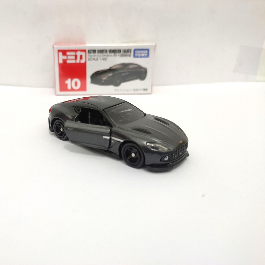 Jual Tomica Reguler No 10 Aston Martin black diecast Takara Tomy harga ...