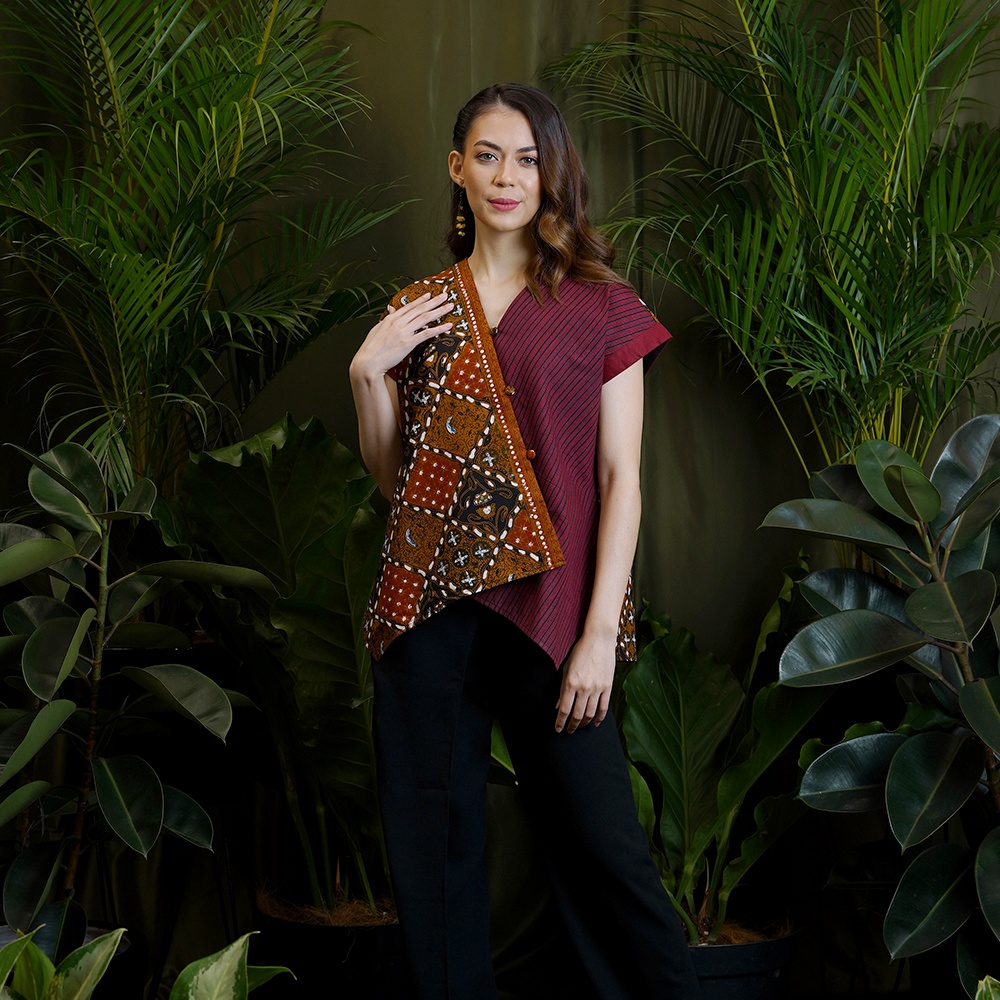 Jual NONA RARA - Vida Gendis T1706, Baju Batik Kasual Modern | Shopee ...