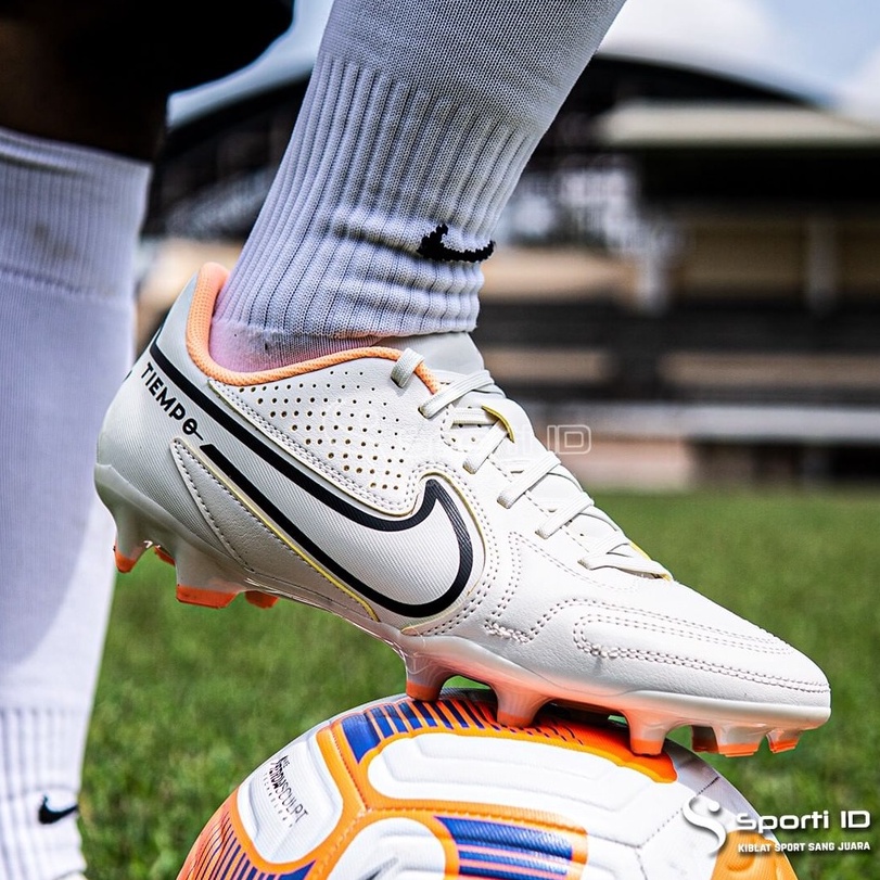 Jual Sepatu Bola Nike Tiempo Legend 9 Club FG - Phantom Yellow DA1176 ...