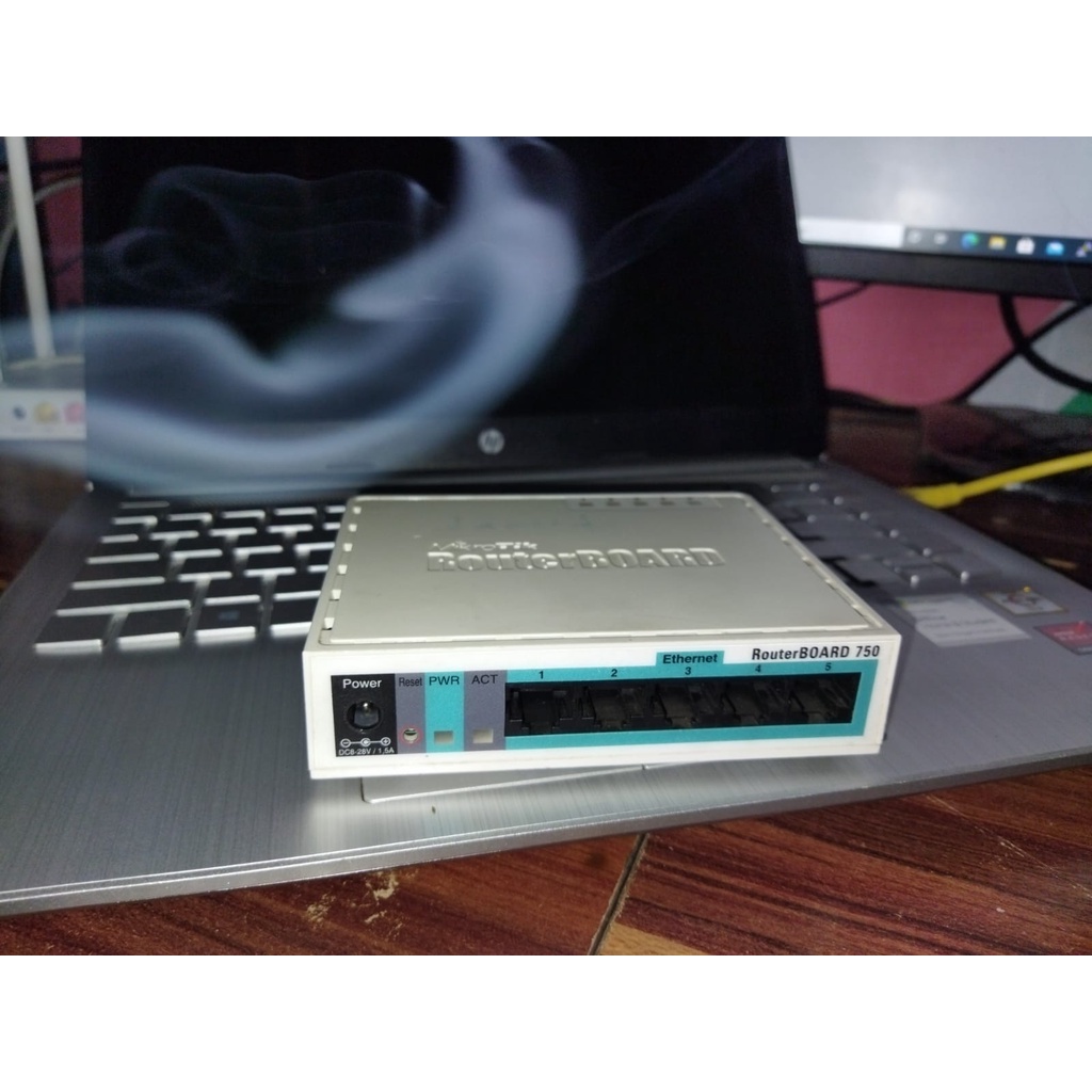 Jual Mikrotik Routerboard RB750 Murah Mulus | Shopee Indonesia