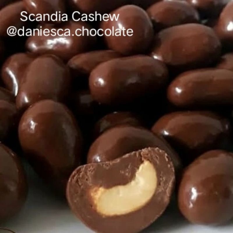 Jual .1kg Coklat Scandia Cashew Mede / 1 kg Delfi Mede ( ds bgr ...