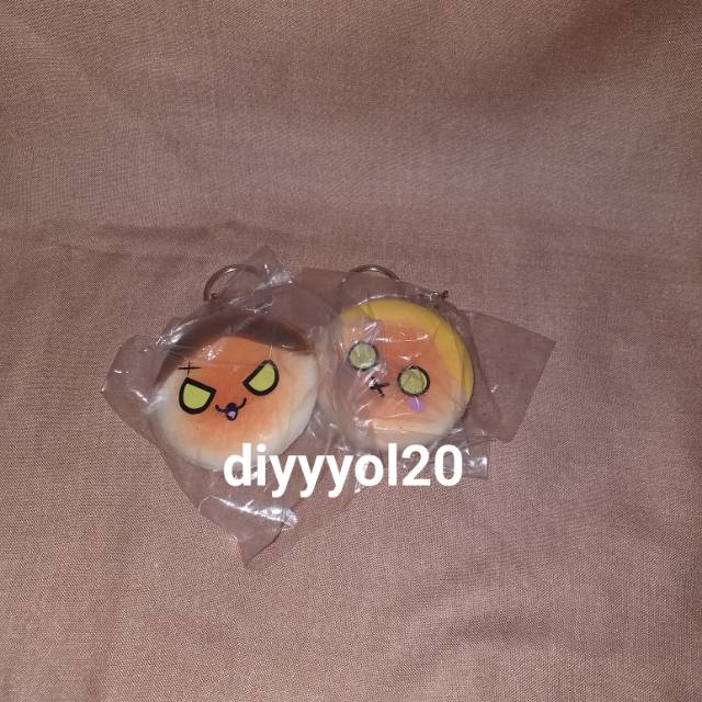 Jual SQUISHY EMOTICON ROTI SOFT MURAH | Shopee Indonesia