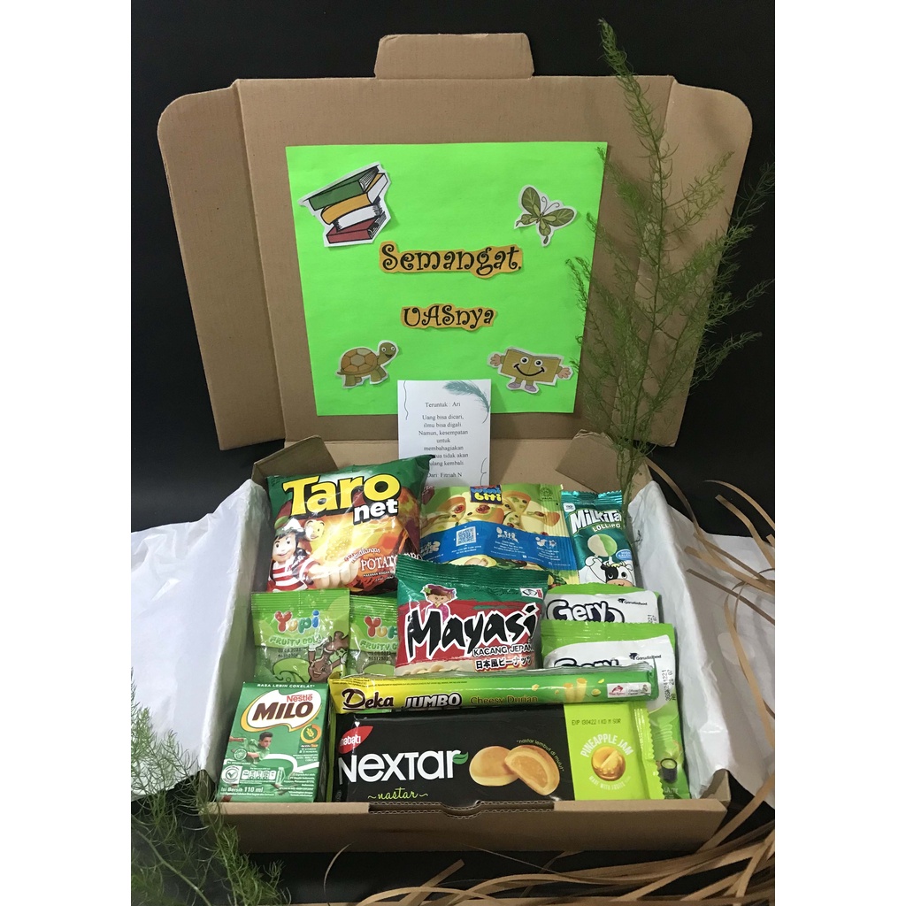 Jual Hampers Snack Box / Snack Gift Box / Hadiah Wisuda / Kado Ulang ...