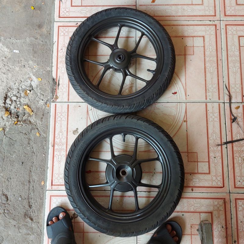 Jual VELG RODA RESING BAN GENIO BEAT DELUXE TERBARU BEAT STREET TERBARU ...