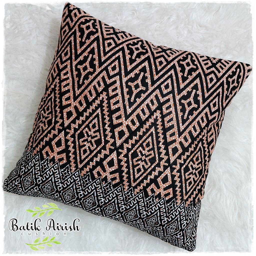 Jual Sarung Bantal Batik Sofa 40x40 cm | Motif Wajik Hitam | Cushion ...
