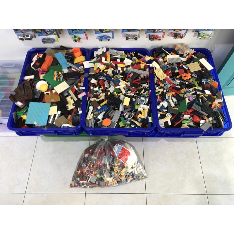 Jual LEGO Preloved setengah kilo | Shopee Indonesia