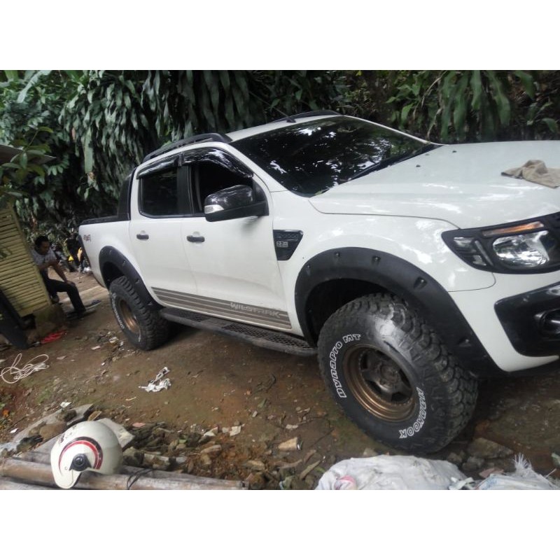 Jual Over Fender Ford Ranger all new 2012-2014 t6 | Shopee Indonesia