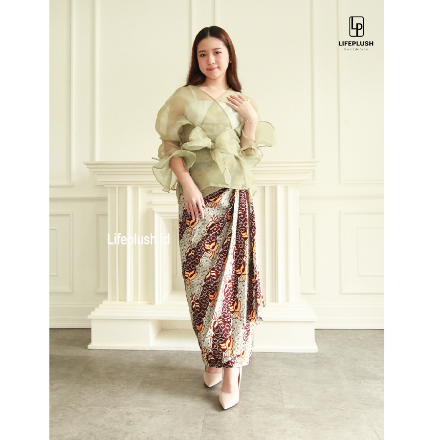 Jual Rok Lilit Wrap Skirt Highwaist Batik Premium Kebaya Kondangan Pesta Kasual - S1011 Jacinta ...