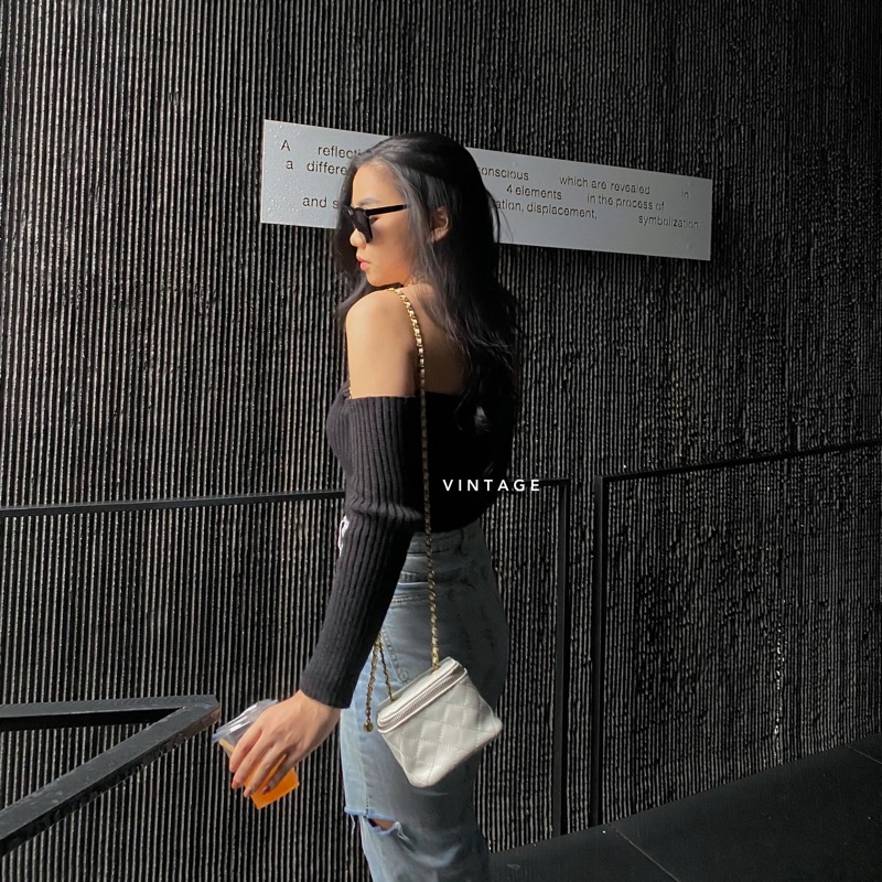 Jual VINTAGE Aleeta Top Tube Knit Kemben Wanita Off Shoulder | Shopee ...