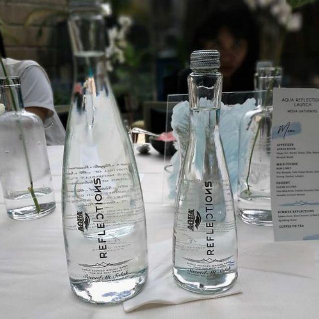 Jual Aqua Reflections botol beling kaca 380ml Aqua Reflection mineral water glass bottle air ...