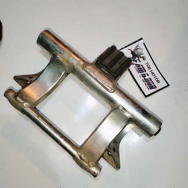Jual monting mounting arem arm ayunan dudukan mesin original honda beat ...