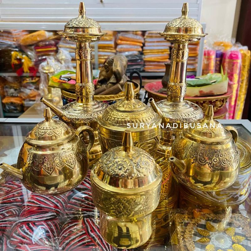 Jual Tempat tirta sangku dan caratan bali | wadah batil tirta kuningan ...