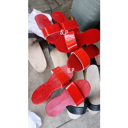 Jual sandal sendal bakiak sandal kayu merah tradisional | Shopee Indonesia