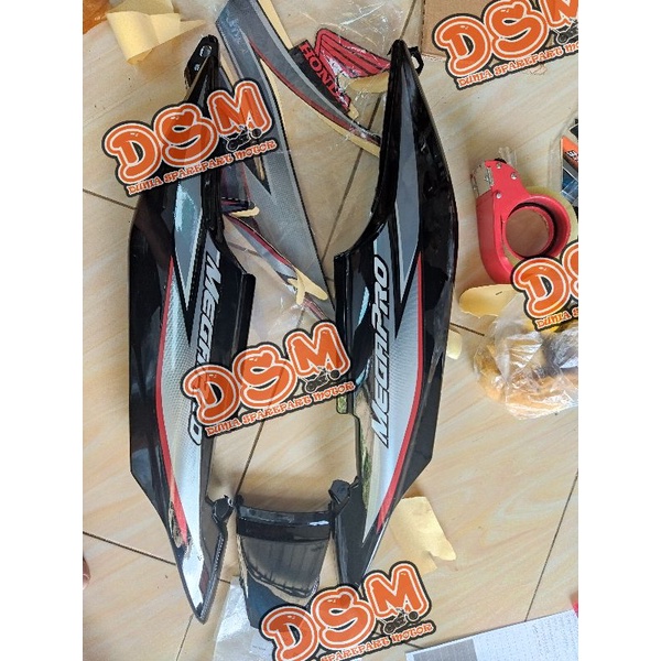 Jual COVER BODY MEGA PRO PLUS STICKER / COVER BODY KANAN KIRI MEGA PRO ...