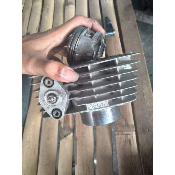 Jual silinder blok buring bureng Megapro original set piston ov ...