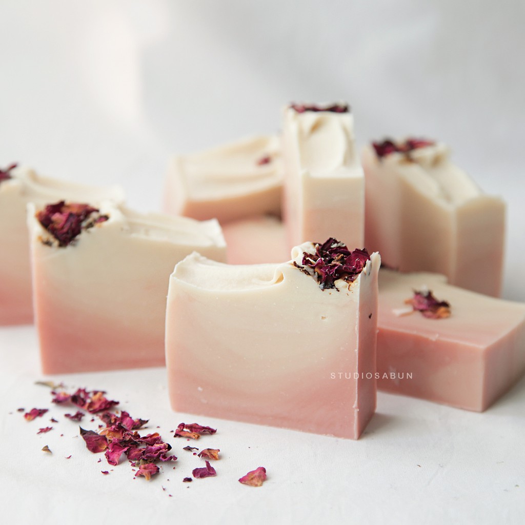 Jual Rose Petal soap | sabun mandi mawar handmade sabun batang | Shopee ...
