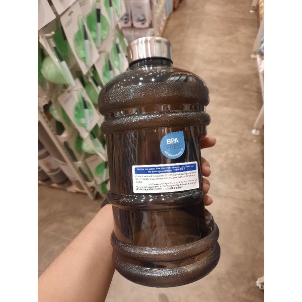 Jual miniso botol minum bentuk galon 2,2 liter | Shopee Indonesia
