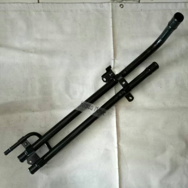 Jual PIPA AIR RADIATOR GRAN MAX GRAND MAX LUXIO | Shopee Indonesia