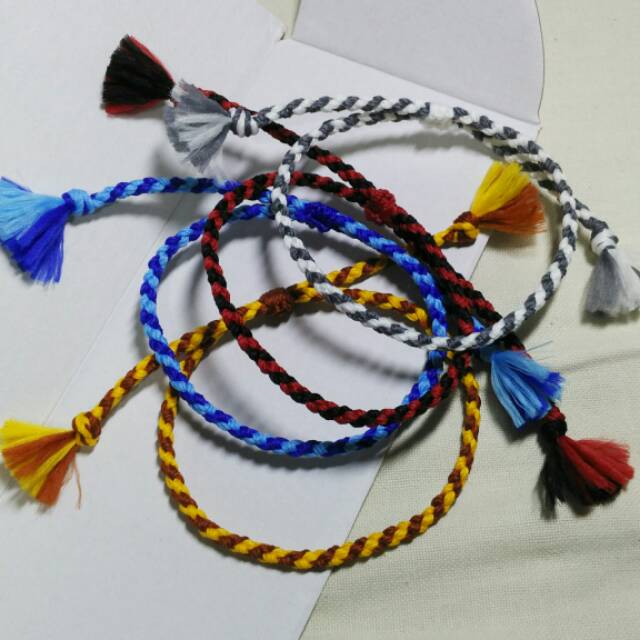 Jual Gelang macrame / Round braid macrame bracelet | Shopee Indonesia