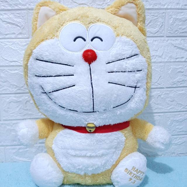Jual 50CM Doraemon Happy Birthday Plushy Yellow with Ears Taito ...
