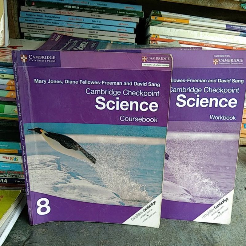 Jual buku Cambridge checkpoint science coursebook kls 8 dan workbook ...