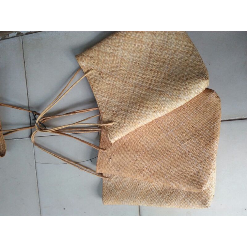 Jual tas rotan kalimantan | Shopee Indonesia