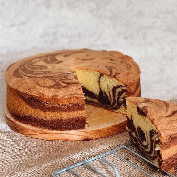 Jual Simple Marble Cake 18 CM / Marmer Cake (Kue Marmer) | Shopee Indonesia