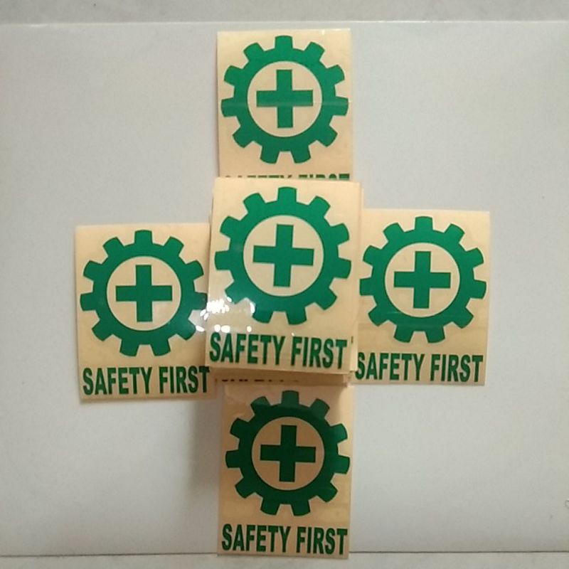 Jual pakeT 12pcs CUTTING STIKER SAFETY FIRS LOGO HELM PROYEK sticker ...