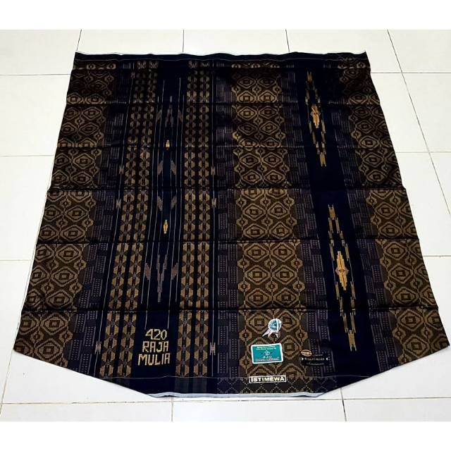 Jual Sarung Sutera Raja Mulia 420 edisi 3011 sklas Bhs Tamer Lamiya ...