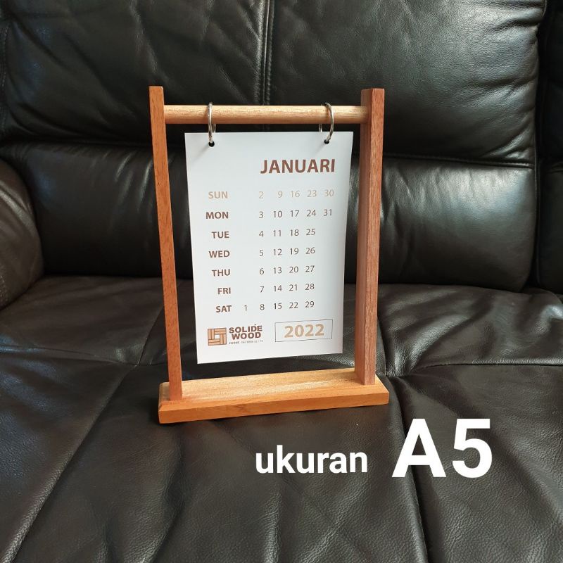 Jual Tempat menu holder kayu tentcard ( ukuran A5 ) / stand nomer meja ...