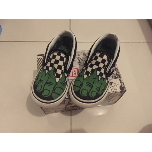Jual Vans slip on x Marvel Hulk series | Shopee Indonesia