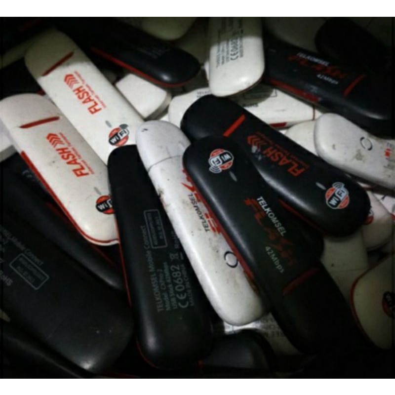 Jual MODEM USB GSM 3G TELKOMSEL FLASH | Shopee Indonesia