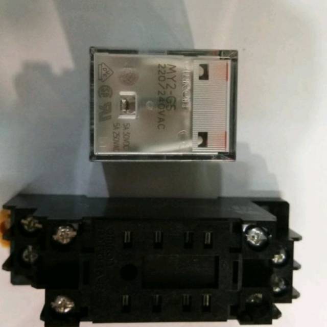 Jual Relay MY2-GS 220V AC + socket tipe PYF-08A-E kaki8 pin merk Omron ...