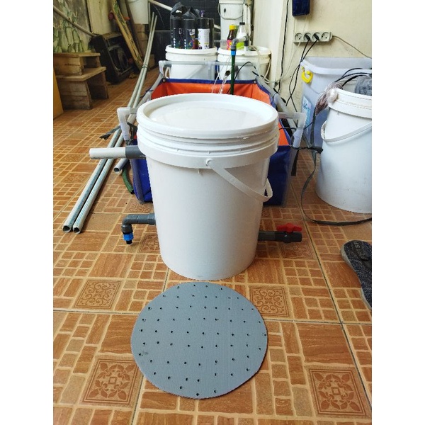 Jual ember bio filter kolam ikan koi plus saringan pembatas | Shopee ...