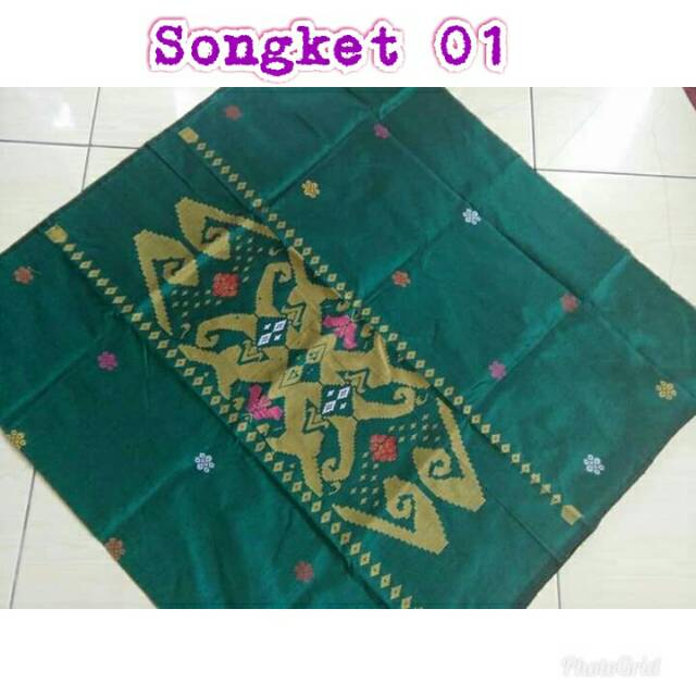 Jual Kain Songket Tenun Silungkang Motif Borneo Warna Hijau | Shopee ...
