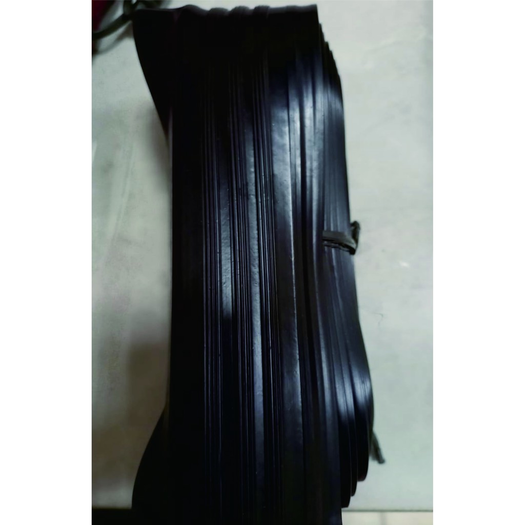 Jual LIST TRAP TANGGA HITAM-HITAM @ 4 mt x 6 cm | Shopee Indonesia