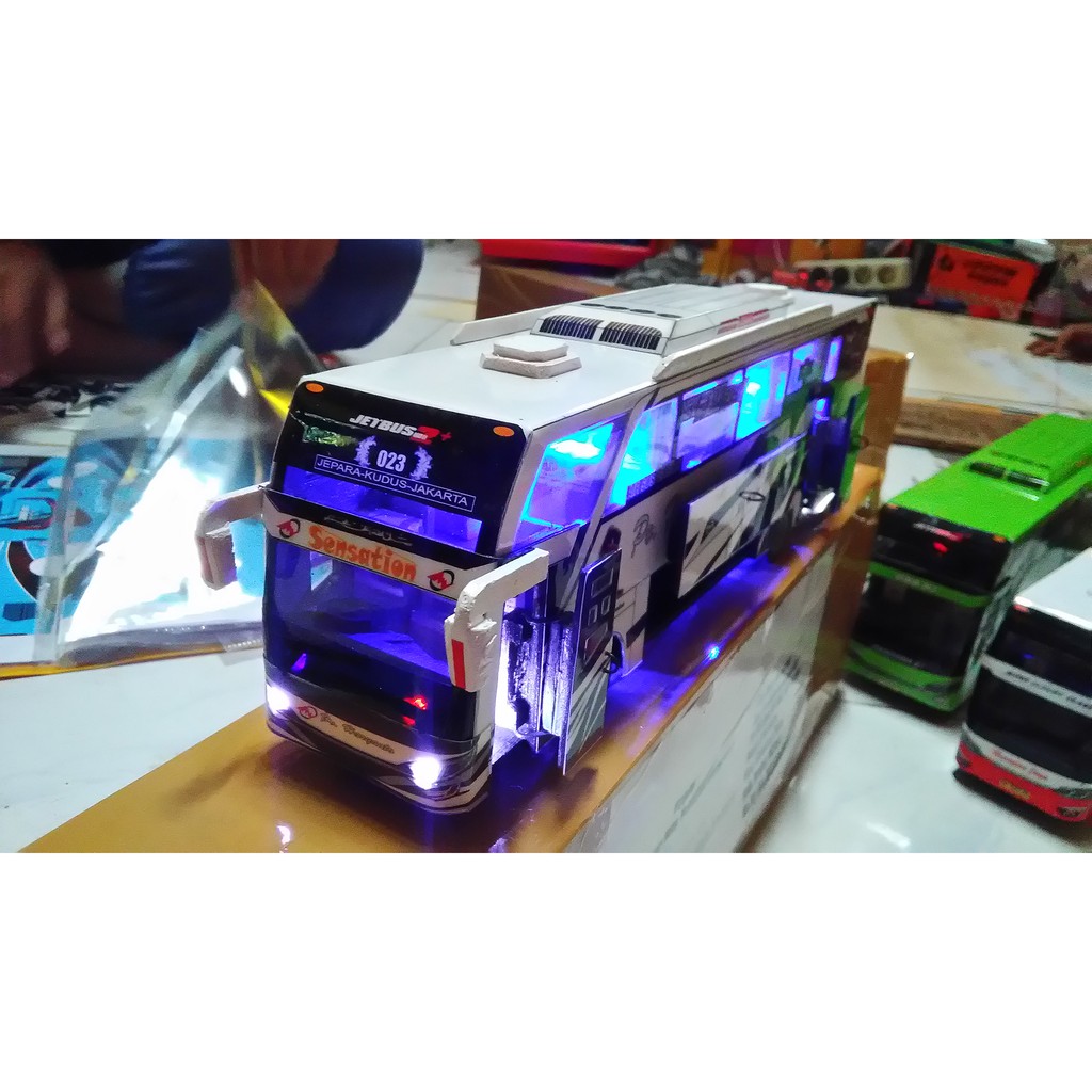 Jual Miniatur Bis Haryanto 024 Java king | Shopee Indonesia