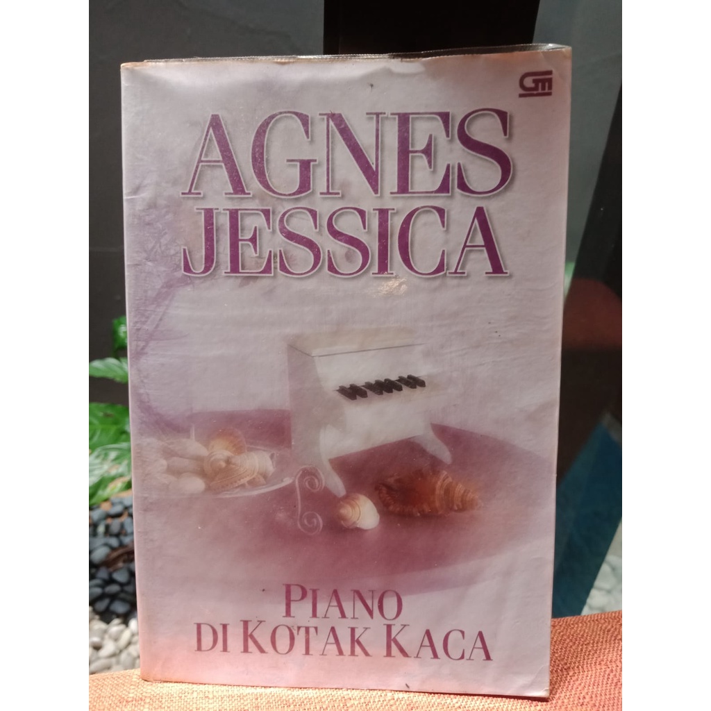 Jual Piano di Kotak Kaca - Agnes Jessica | Shopee Indonesia