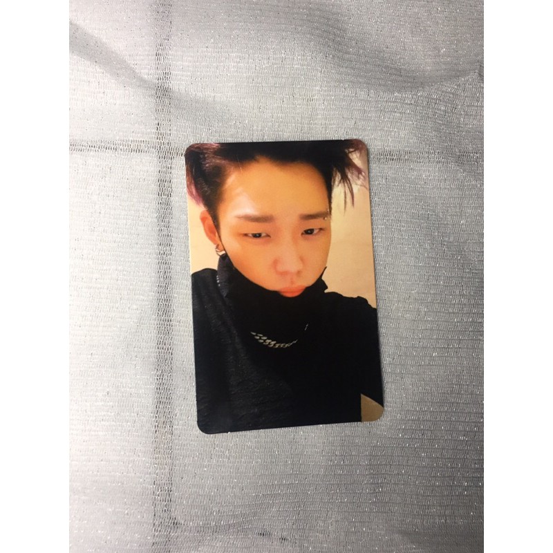 Jual PHOTOCARD PC BOBBY IKON REPACKED RED VERS | Shopee Indonesia