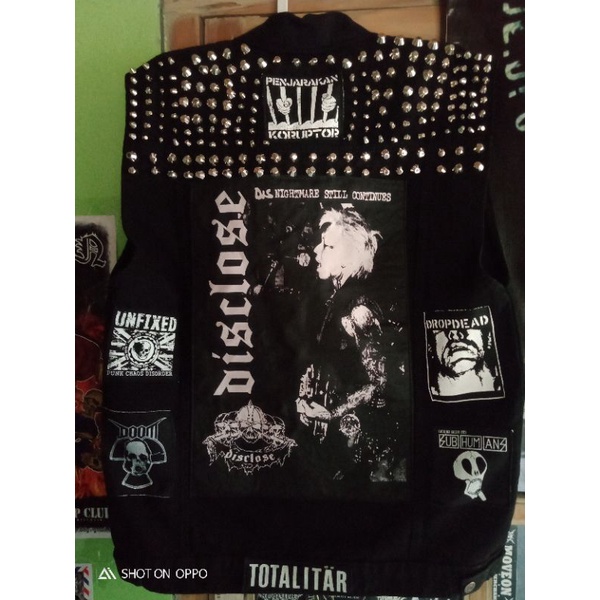 Jual JAKET ROMPI FULL SPEAK AND EMBLEM | ROMPI PUNK | Shopee Indonesia