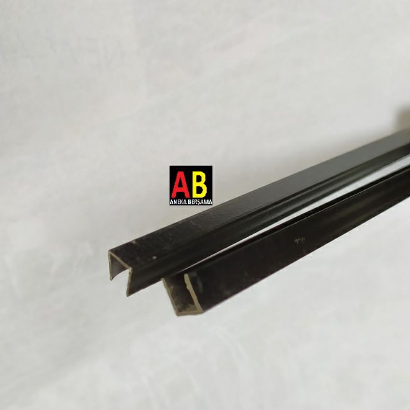 Jual Lis U Aluminium 8mm x 8mm x 8mm black Panjang 119.5cm | Shopee ...